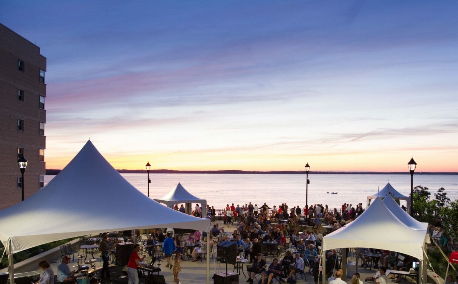 Boutique Hotels | Hotels in Madison, WI | The Edgewater